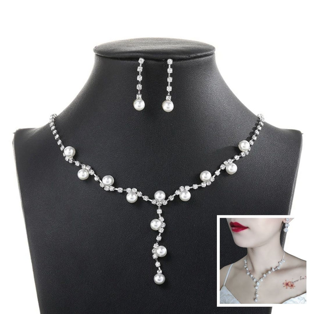A Pearly Affair Necklace | Zigzag Rhinestone and Pearls Set – Geekmonkey