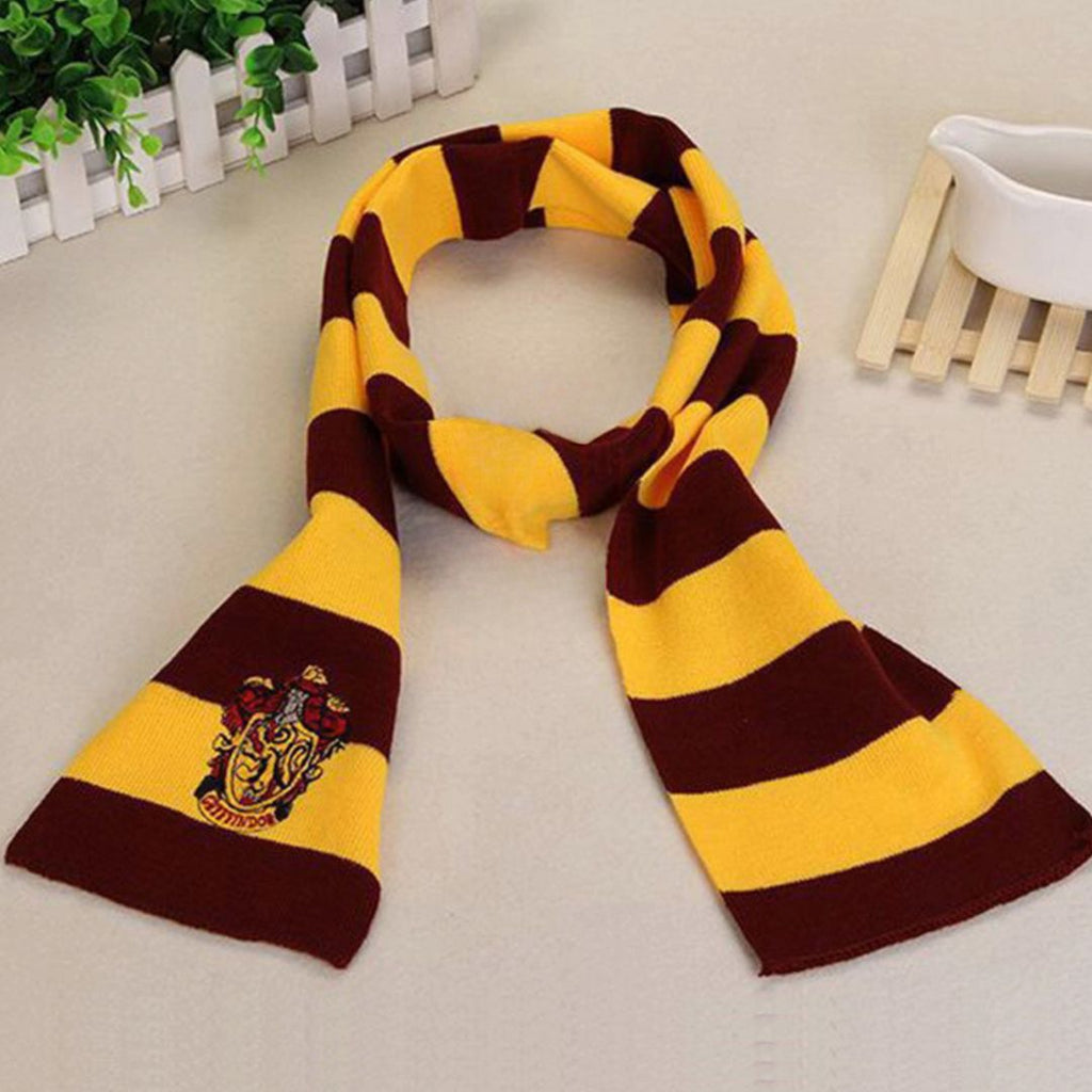 Official Harry Potter Scarf | Scarf with House Emblem for Cosplay - By ...