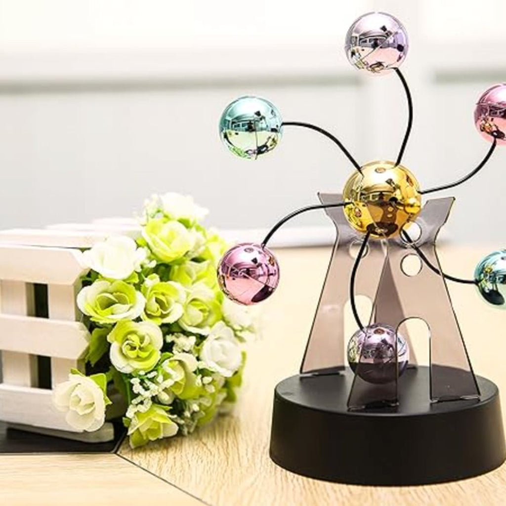 Kinetic Art Display for Desk – Geekmonkey