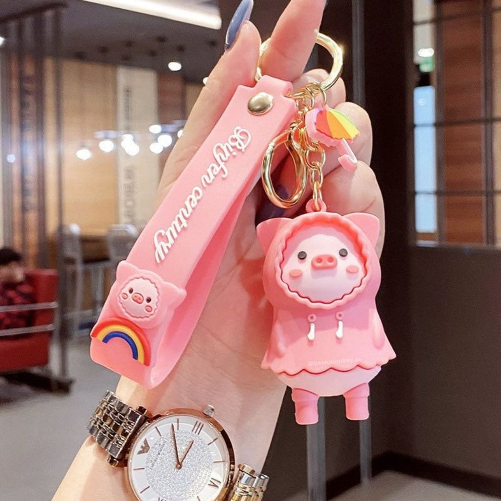 Piggy in a Raincoat Keychain - 3D keychain – Geekmonkey