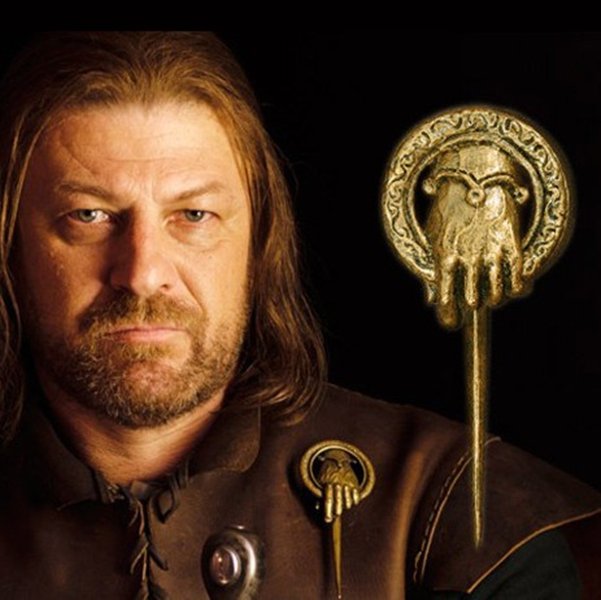 Hand To The King Pin Badge – Geekmonkey